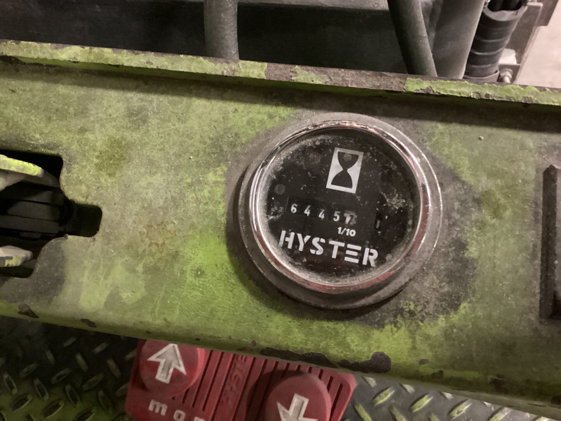 Hyster E50XL Electric Forklift / 24” Paper Roll Grab Forklift 48V ...