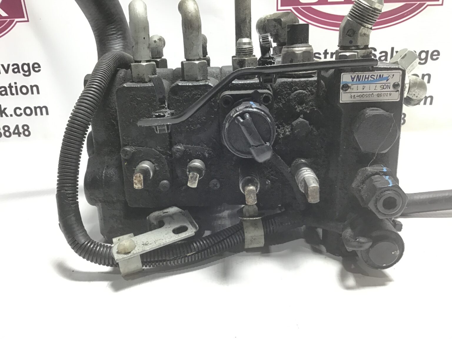 Nishina 67030-U3500-71 Hydraulic Control Valve for Toyota Forklift ...