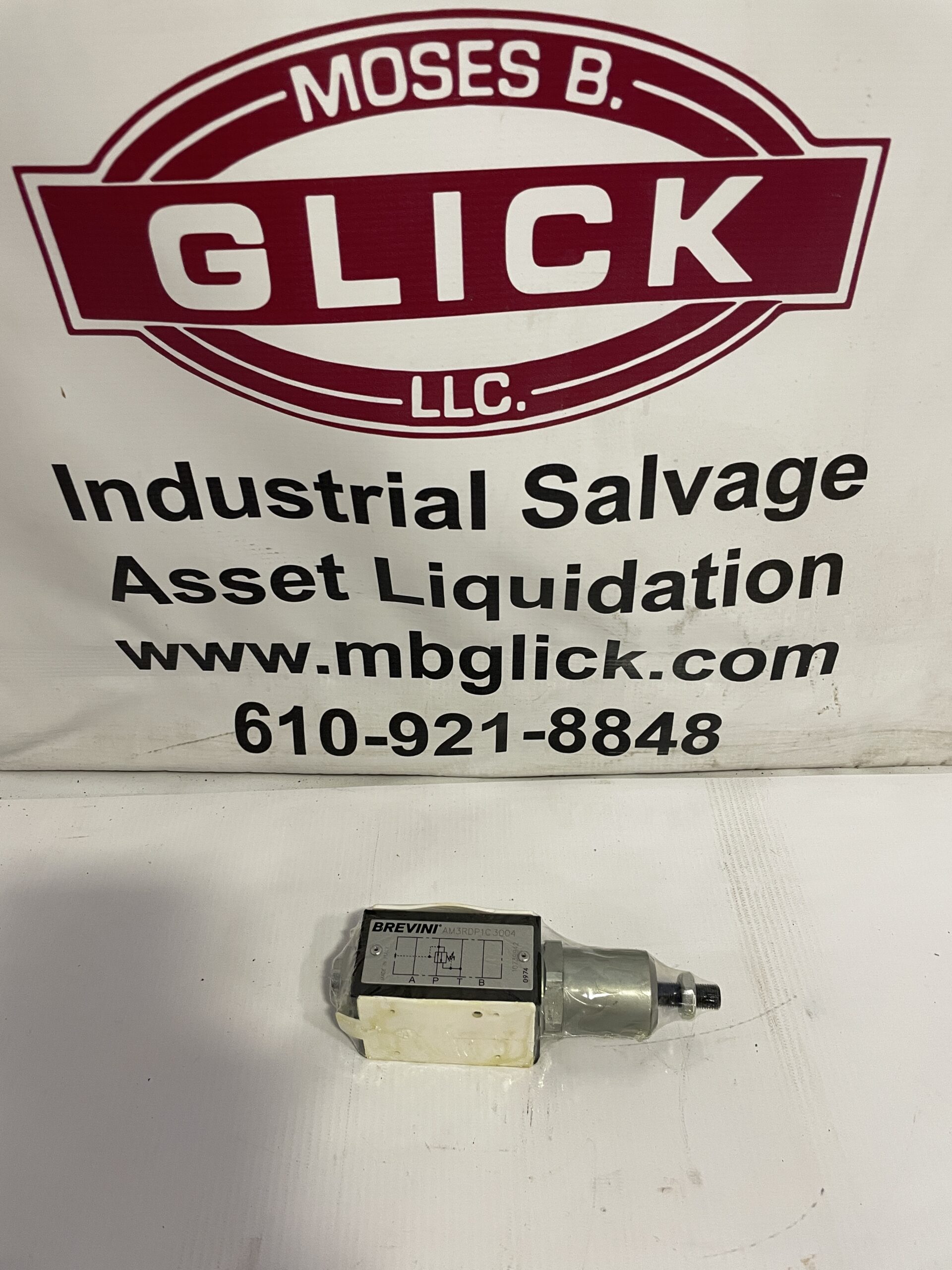 Brevini AM3RDP1C3004 Hydraulic Directional Control Valve – Moses B. Glick
