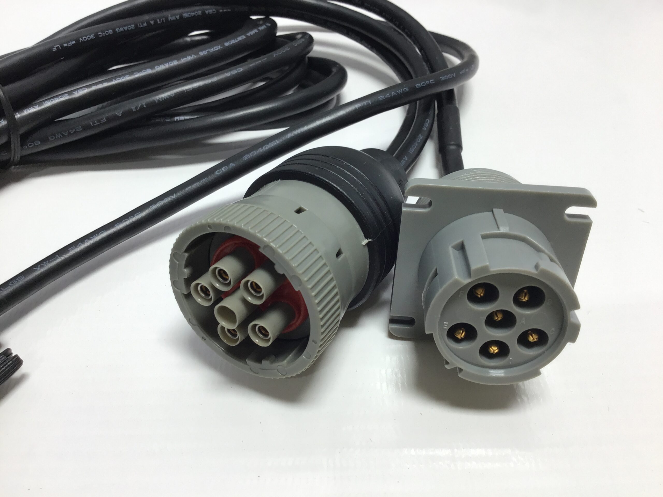 Unbranded F37511 – D66Y Cable 6-Pin Male/Female Connector – Moses B. Glick