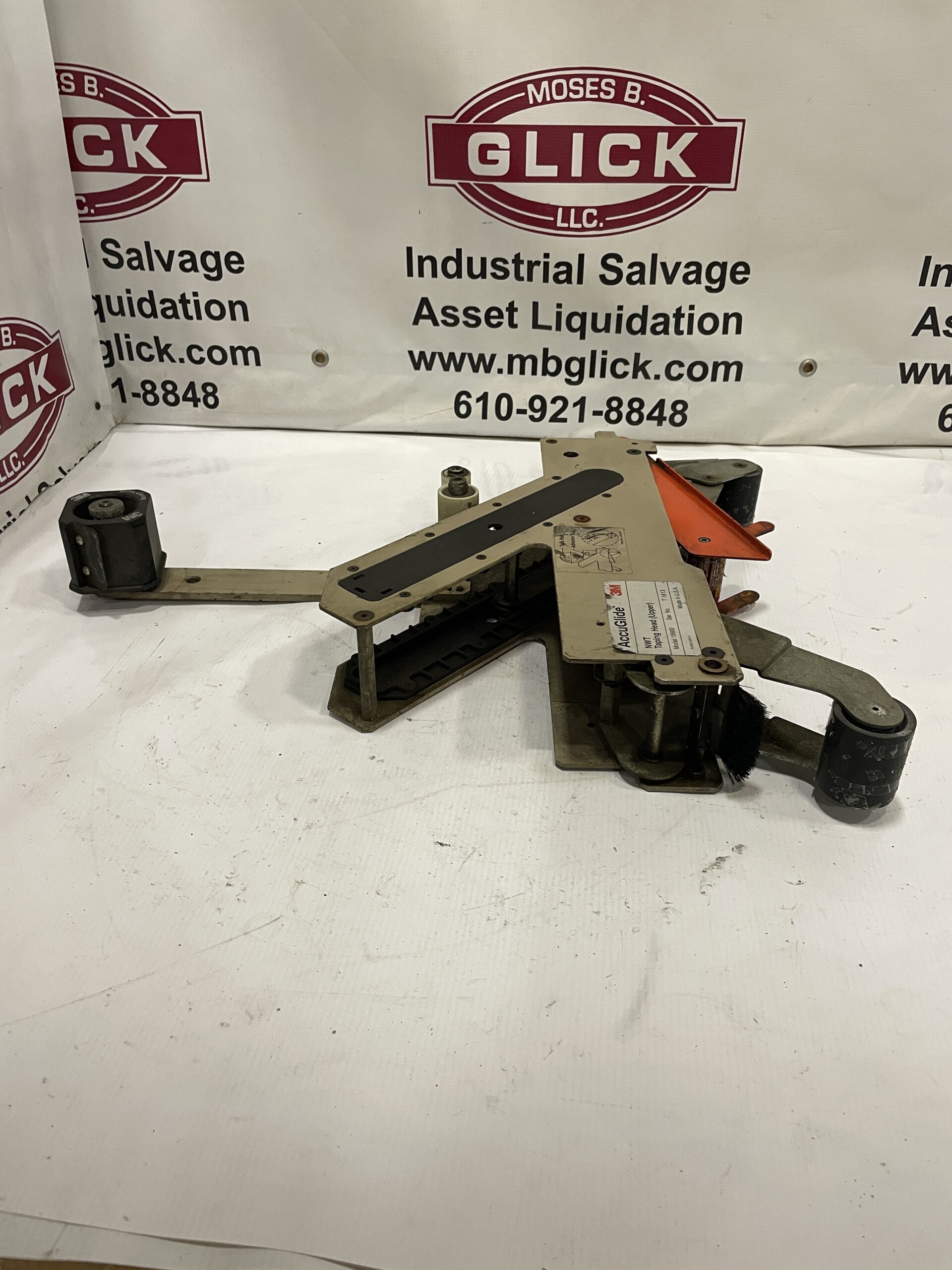 3M AccuGlide 18900 NWT Upper Taping Head 3” – Moses B. Glick