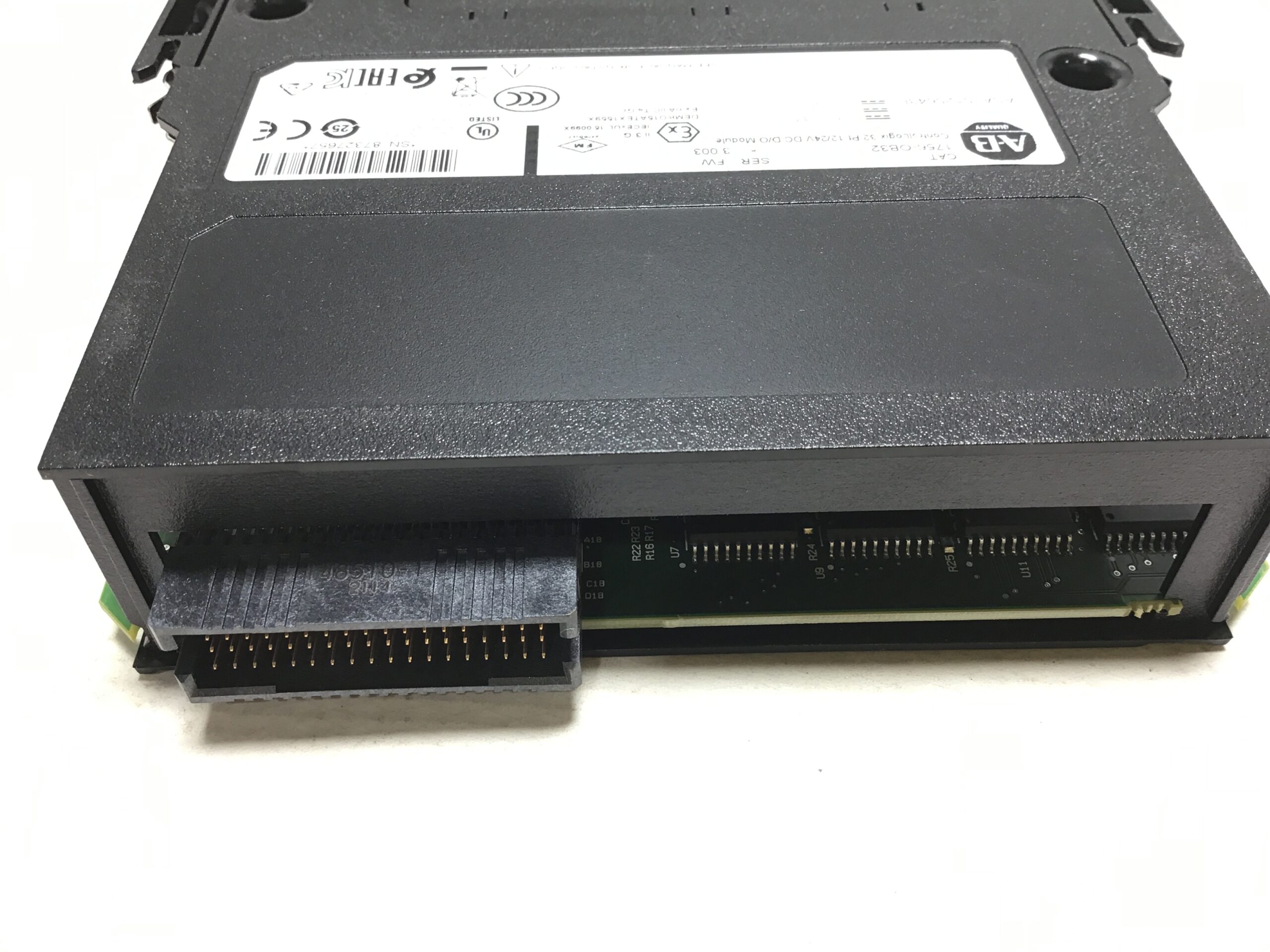 Allen-Bradley 1756-OB32 ControlLogix 32 Pt 12/24VDC D/O Module Ser A 16 ...