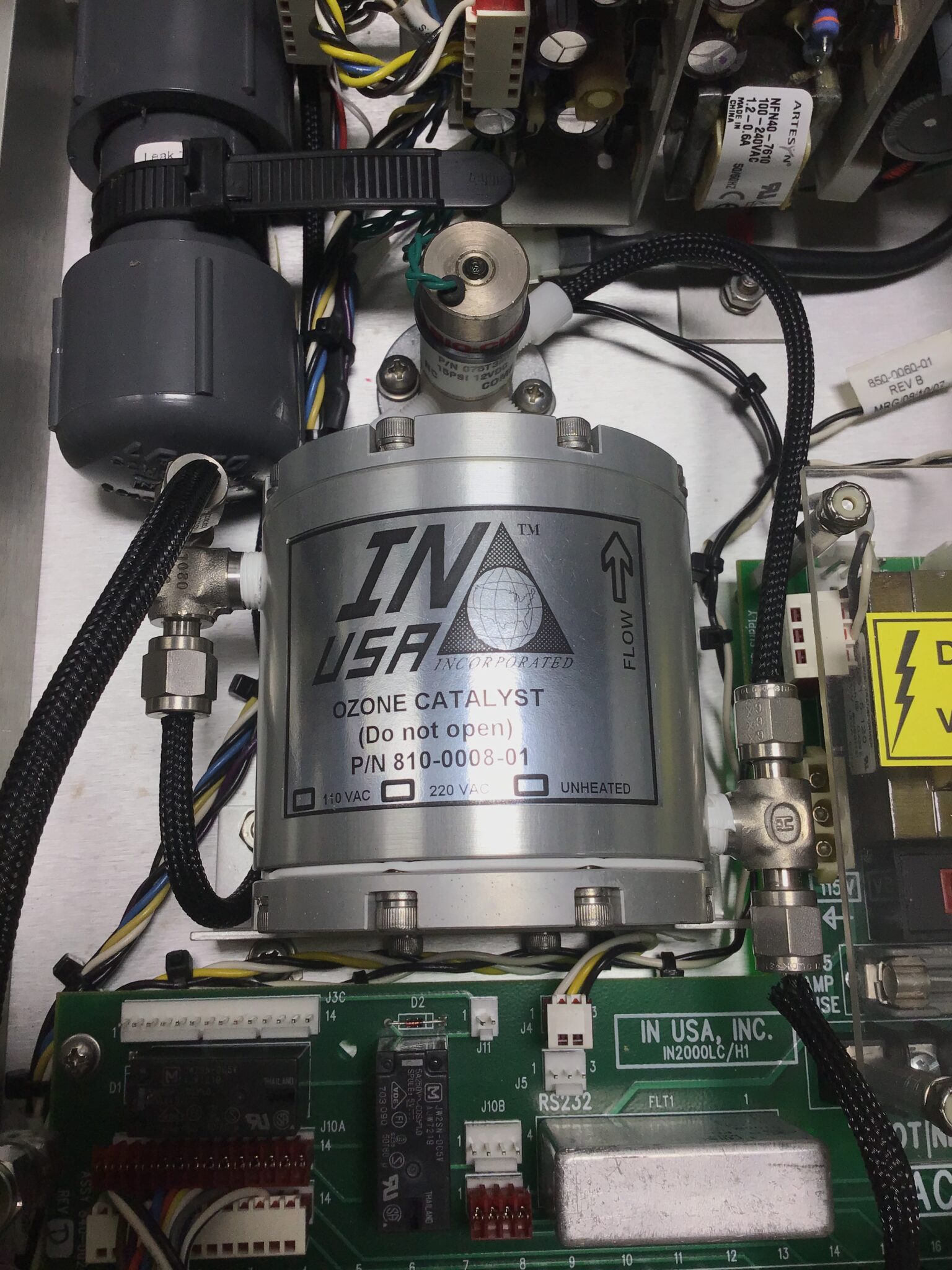 IN USA Inc IN-2000 – I2-IC Ozone Analyzer With Control Panel Enclosure ...