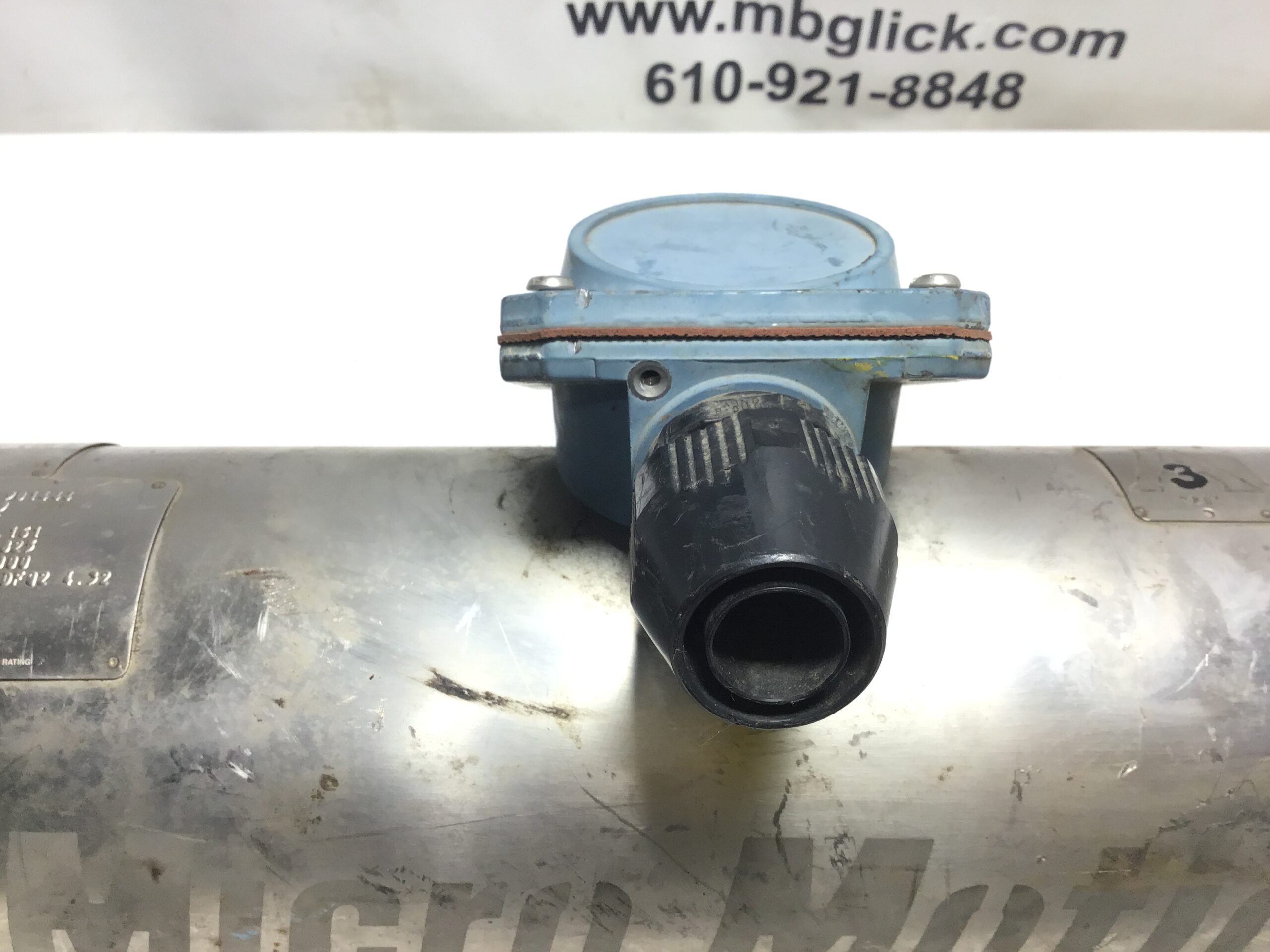 Micro Motion T100TR623S1U Mass Flow Sensor 15 Volts 500 mA – Moses B. Glick