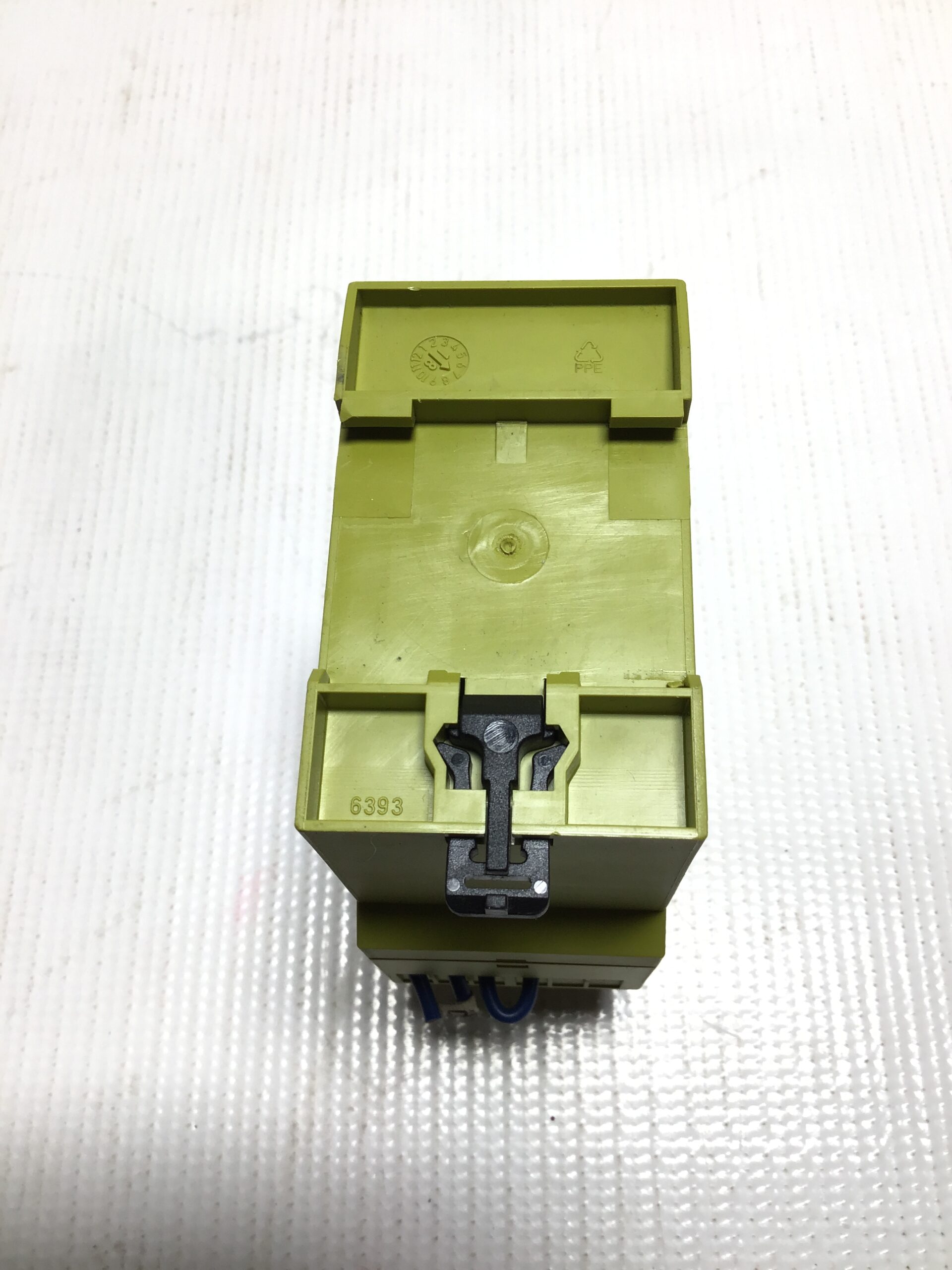 Pilz PNOZ X3 – 774316 Safety Relays Module 120VAC 24VDC 50-60Hz 2-5W ...