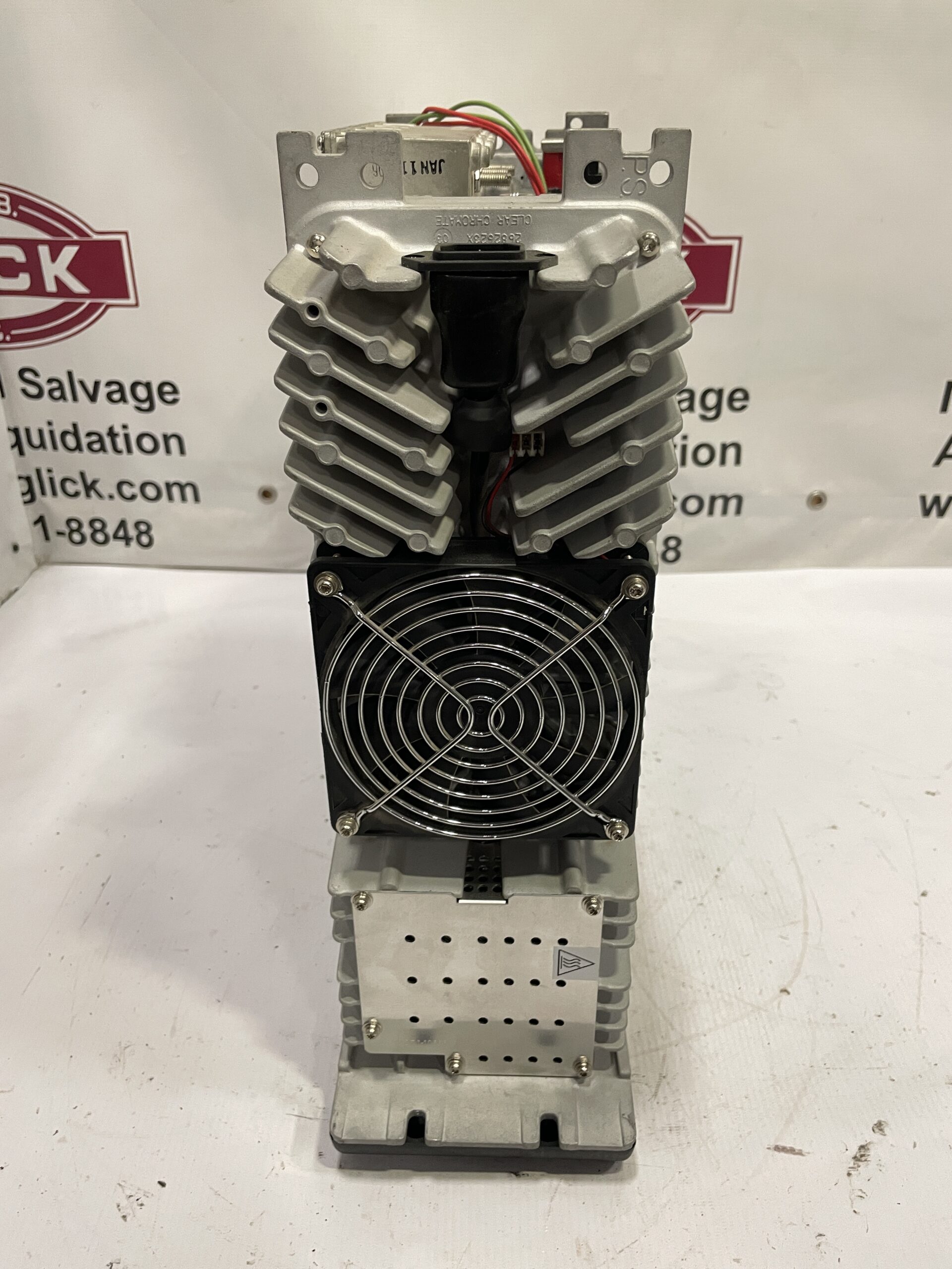 Motorola MTR2000 UHF Base Repeater 403mhz-470mhz T5766A – Moses B. Glick