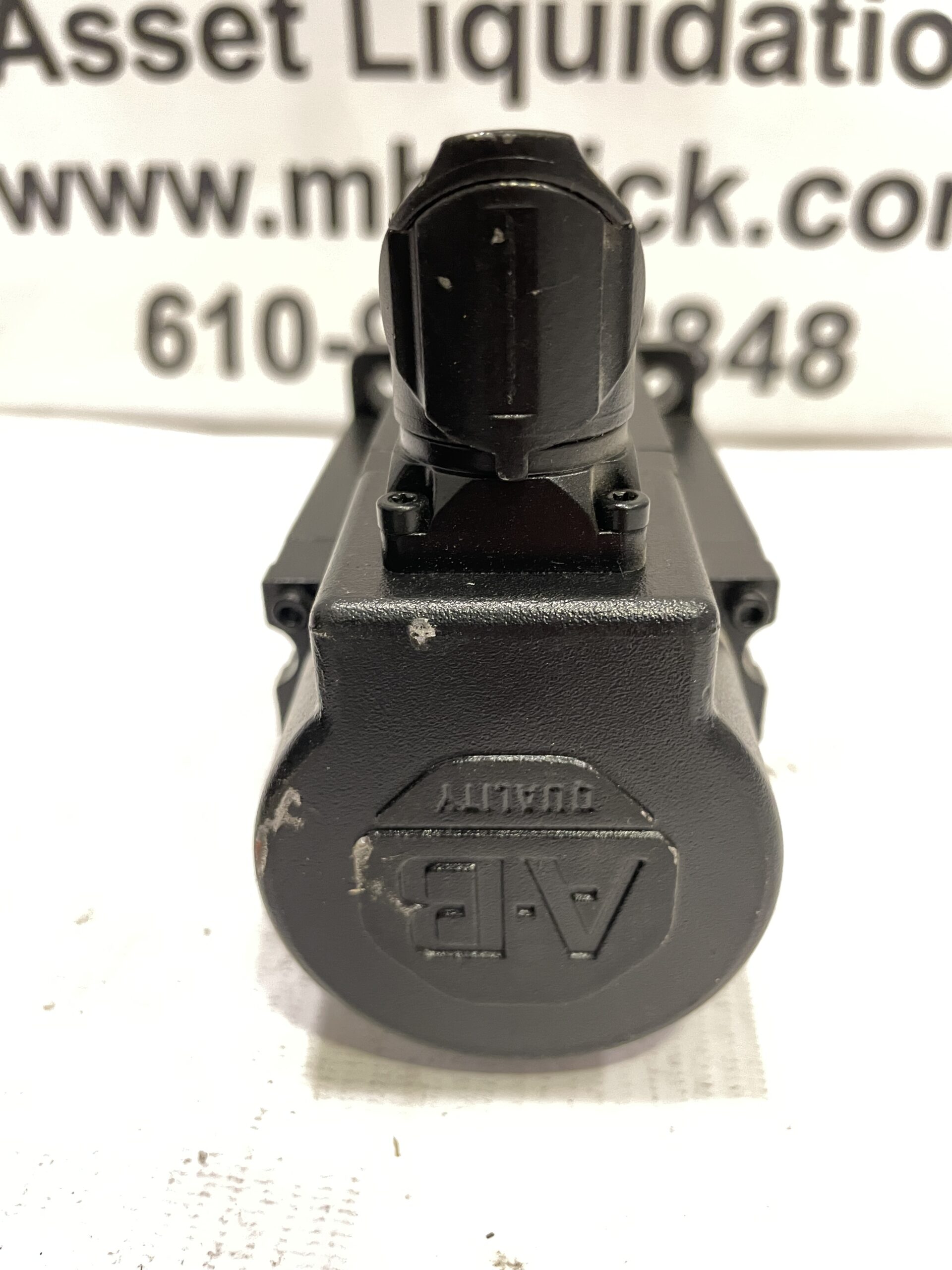 Allen-Bradley VPL-B0751M-CK12AA Servo Motor 480V 3PH 0.72HP 8000RPM ...