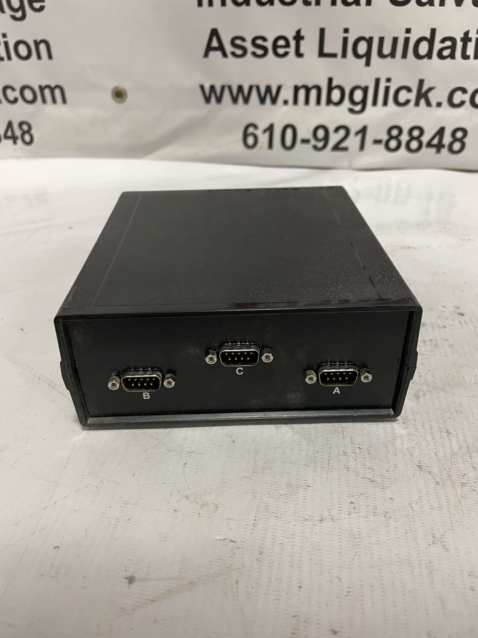 Black Box SWL030A-MMM Data Switch – Moses B. Glick