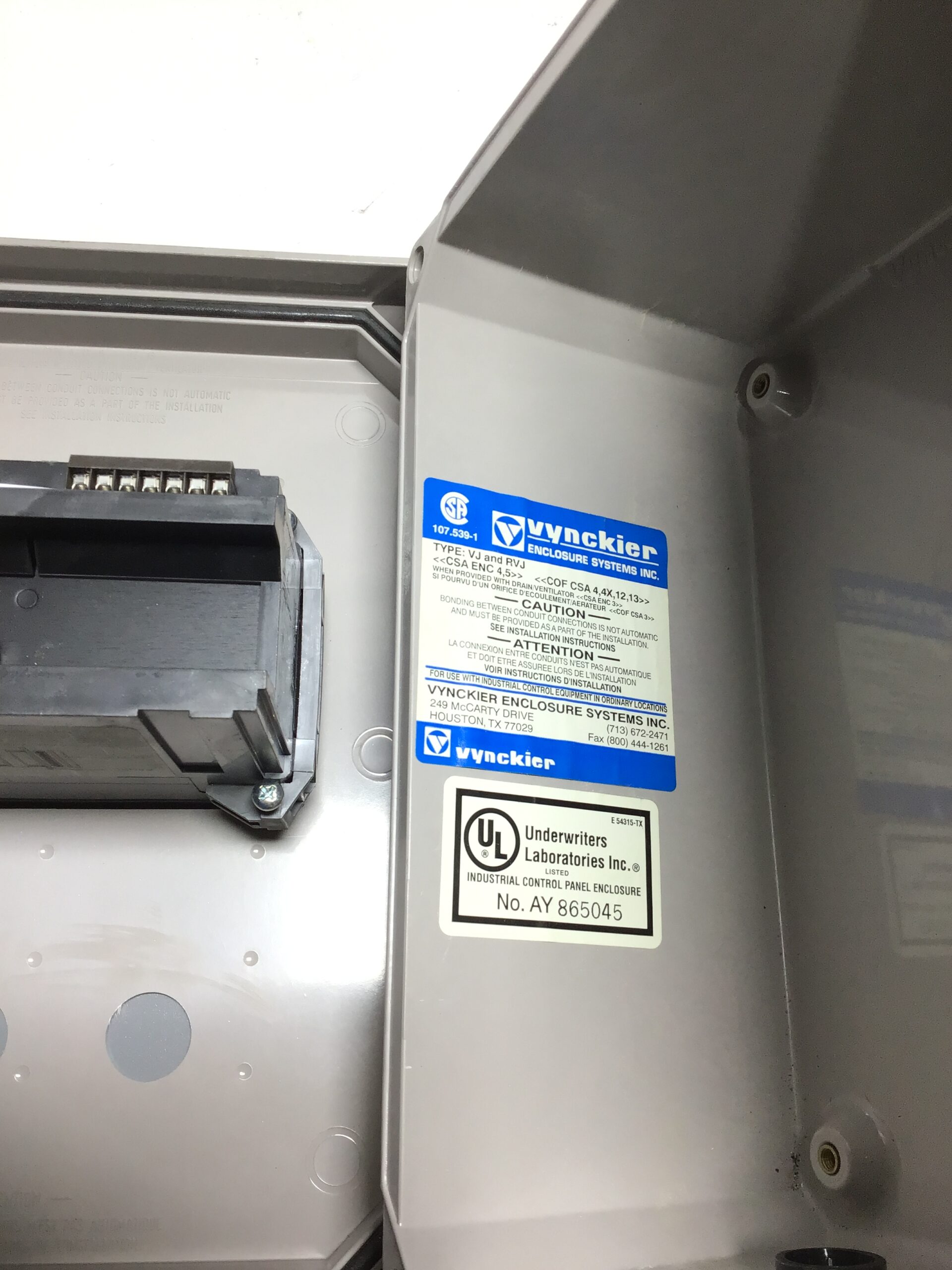 AAliant 1030A Flow Meter Indicator with Vynckier Junction Box/Enclosure ...