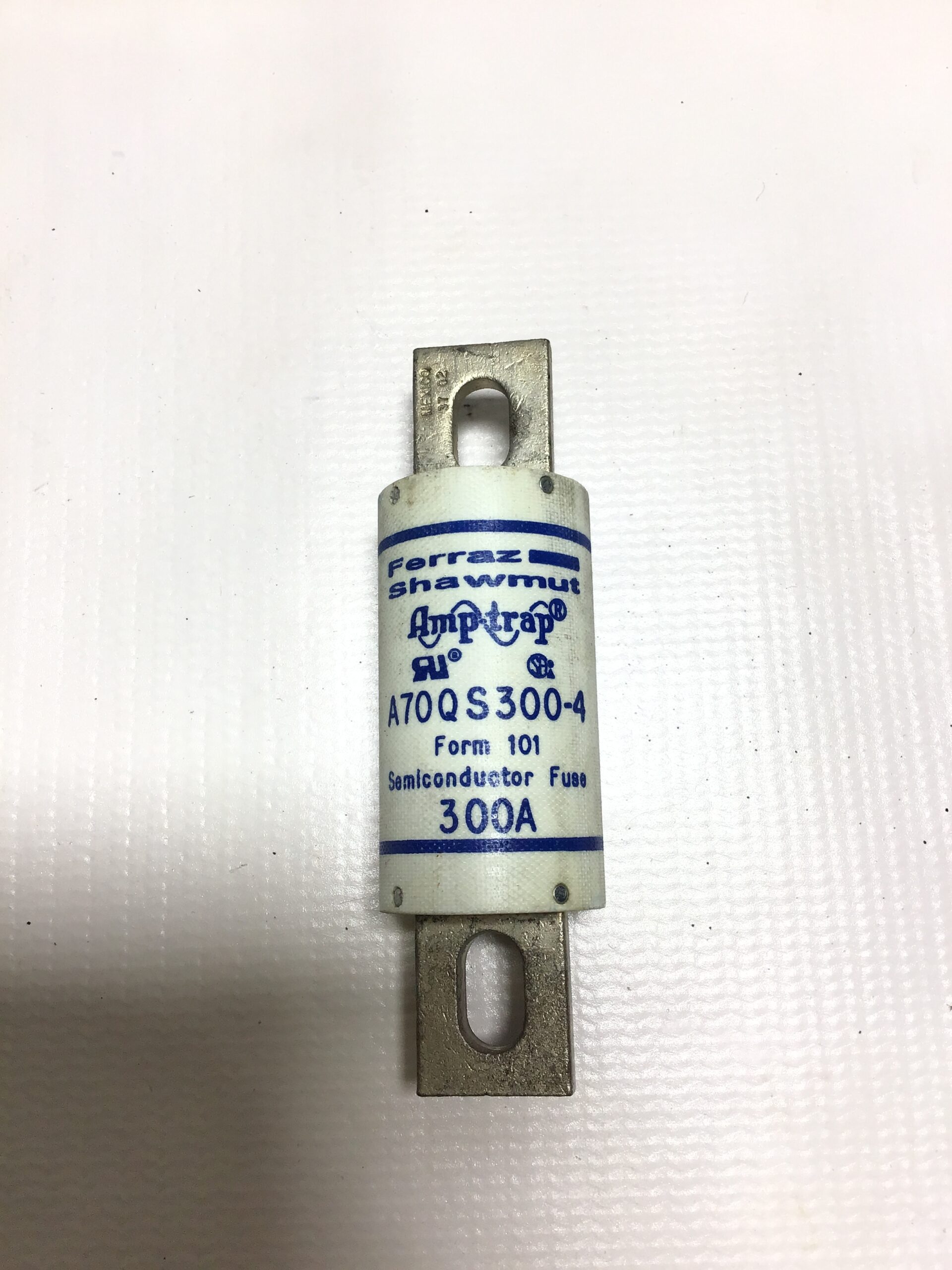 Ferraz Shawmut A70QS300-4 Semiconductor Fuse 300A 700V Amp-Trap High ...