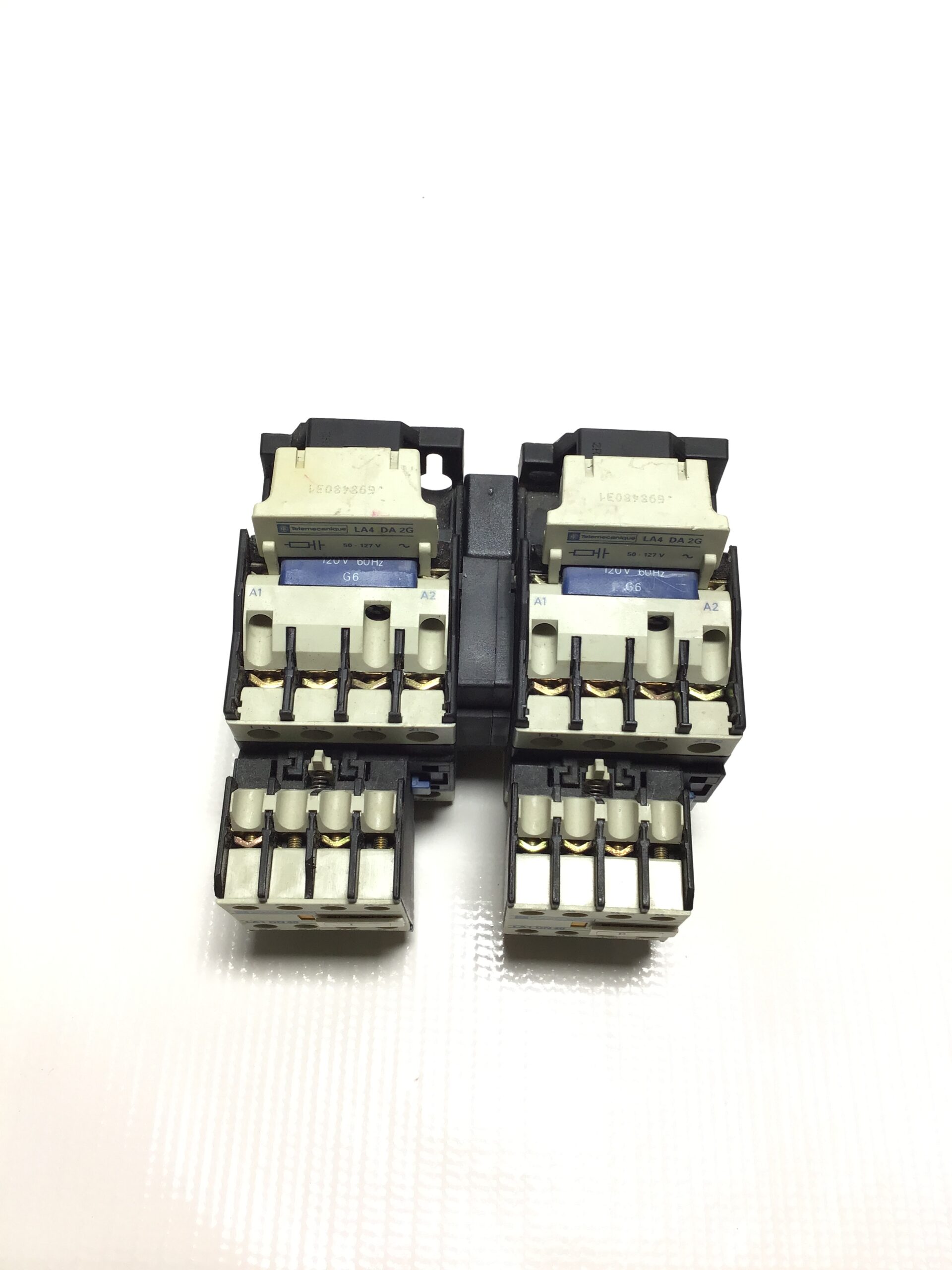 Telemecanique LC1D2501/LA4 DA 2G Reversing Contactor – Moses B. Glick