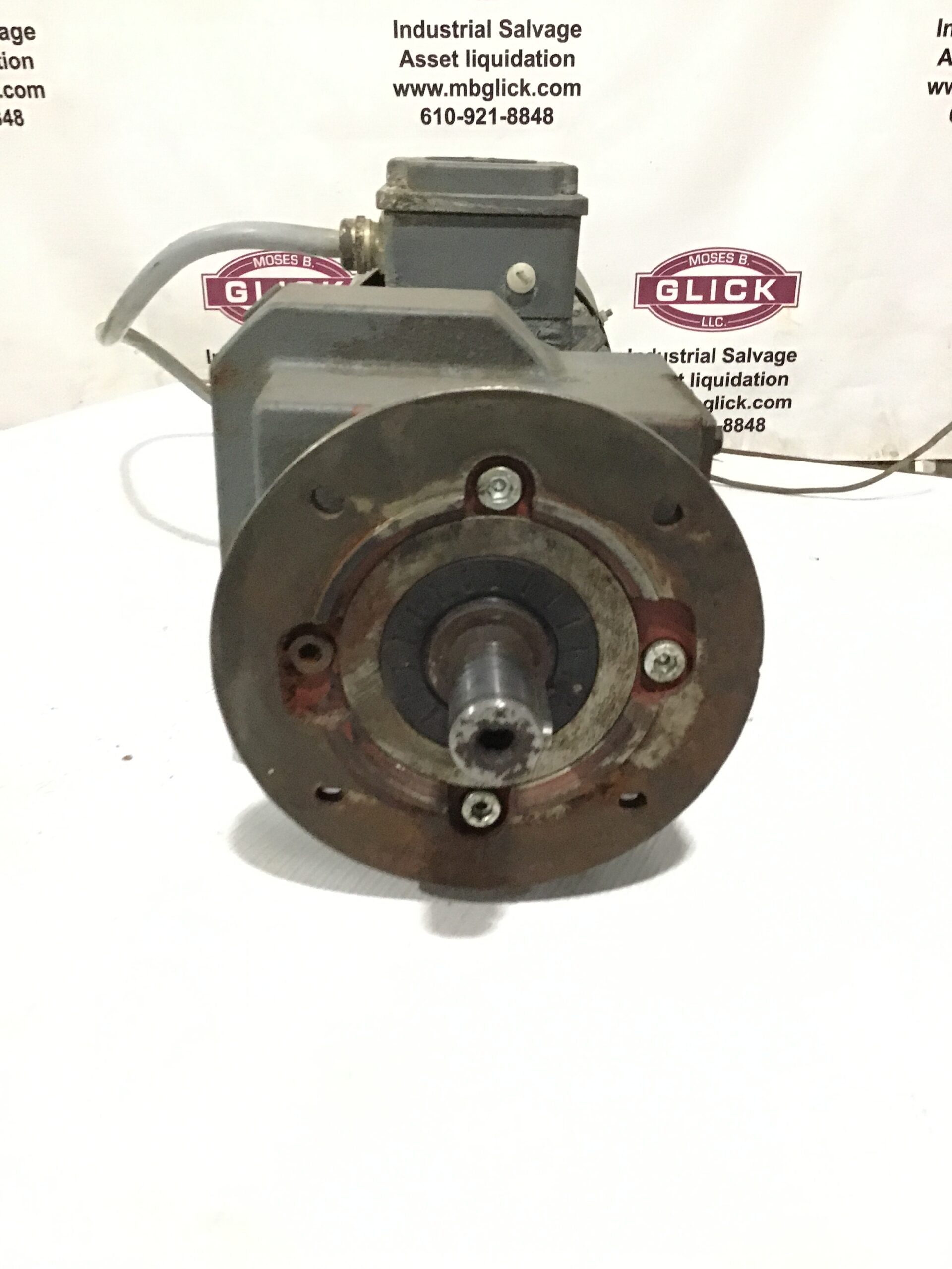 Siemens GF48-M100LB4 Geared Motor – Moses B. Glick