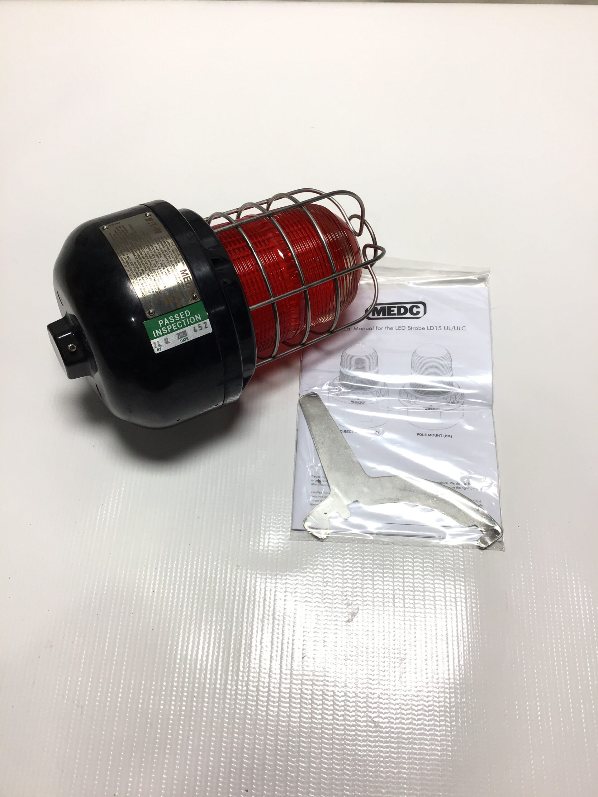 Eaton MEDC XB12 Explosion-Proof LED Strobe Beacon – Moses B. Glick