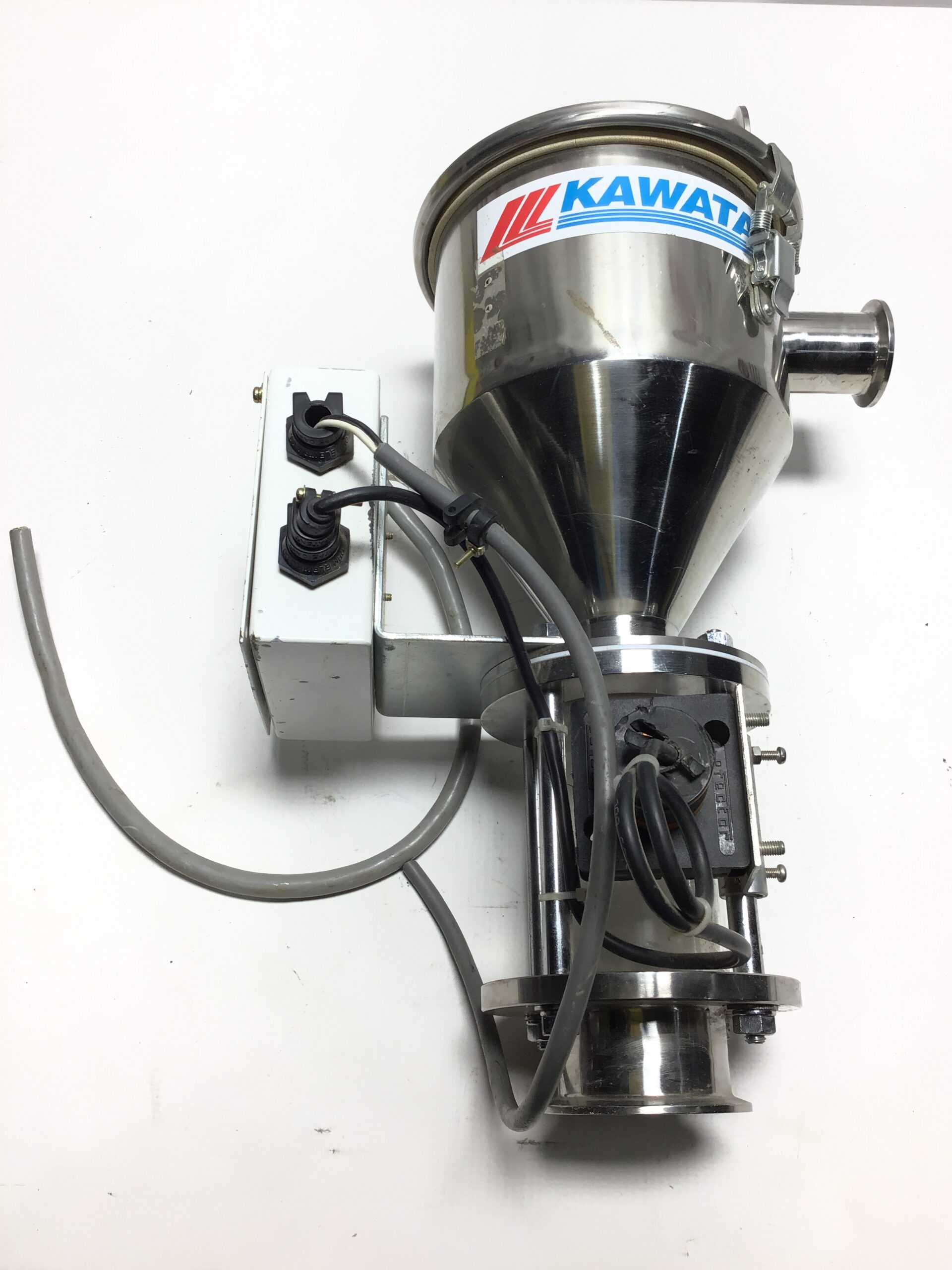 Kawata Dry Material Vacuum Loader Receiver Hopper – Moses B. Glick