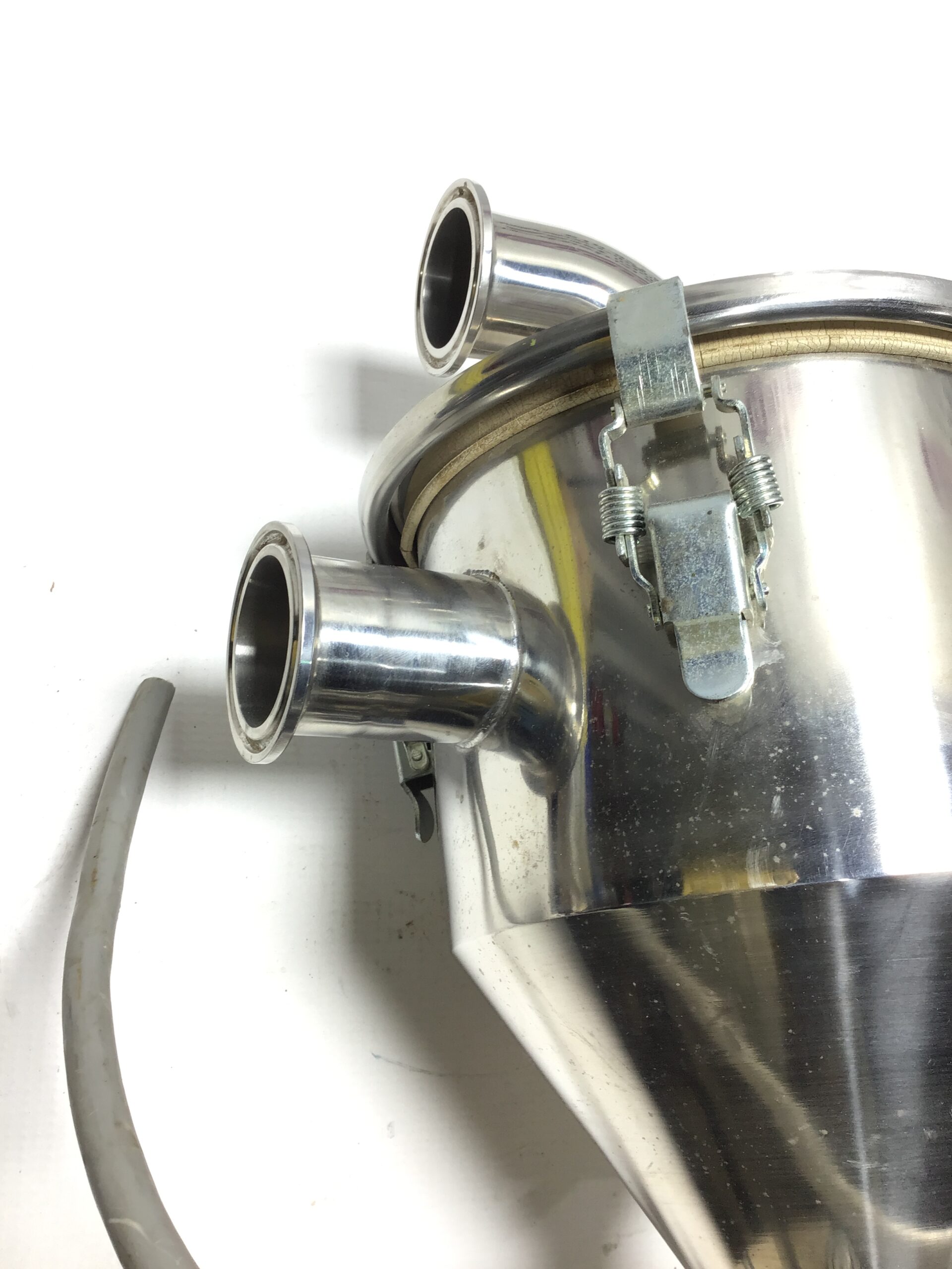Kawata Dry Material Vacuum Loader Receiver Hopper – Moses B. Glick