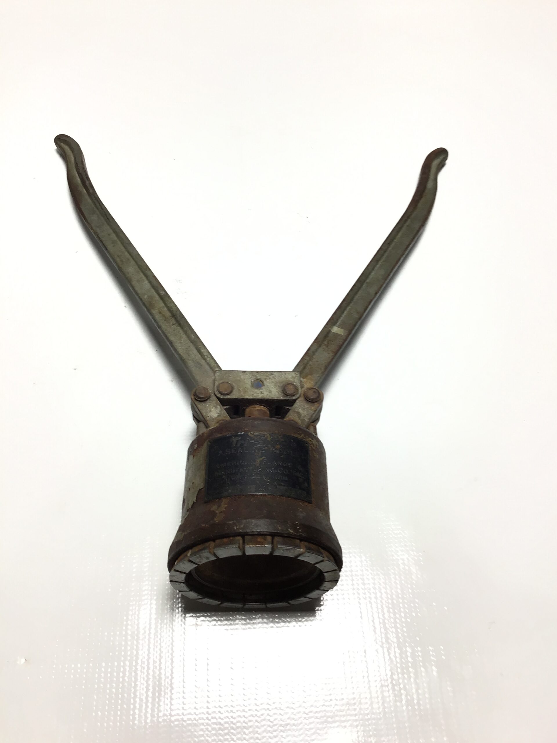 Tri-Sure TX Cap Sealing Tool – Moses B. Glick