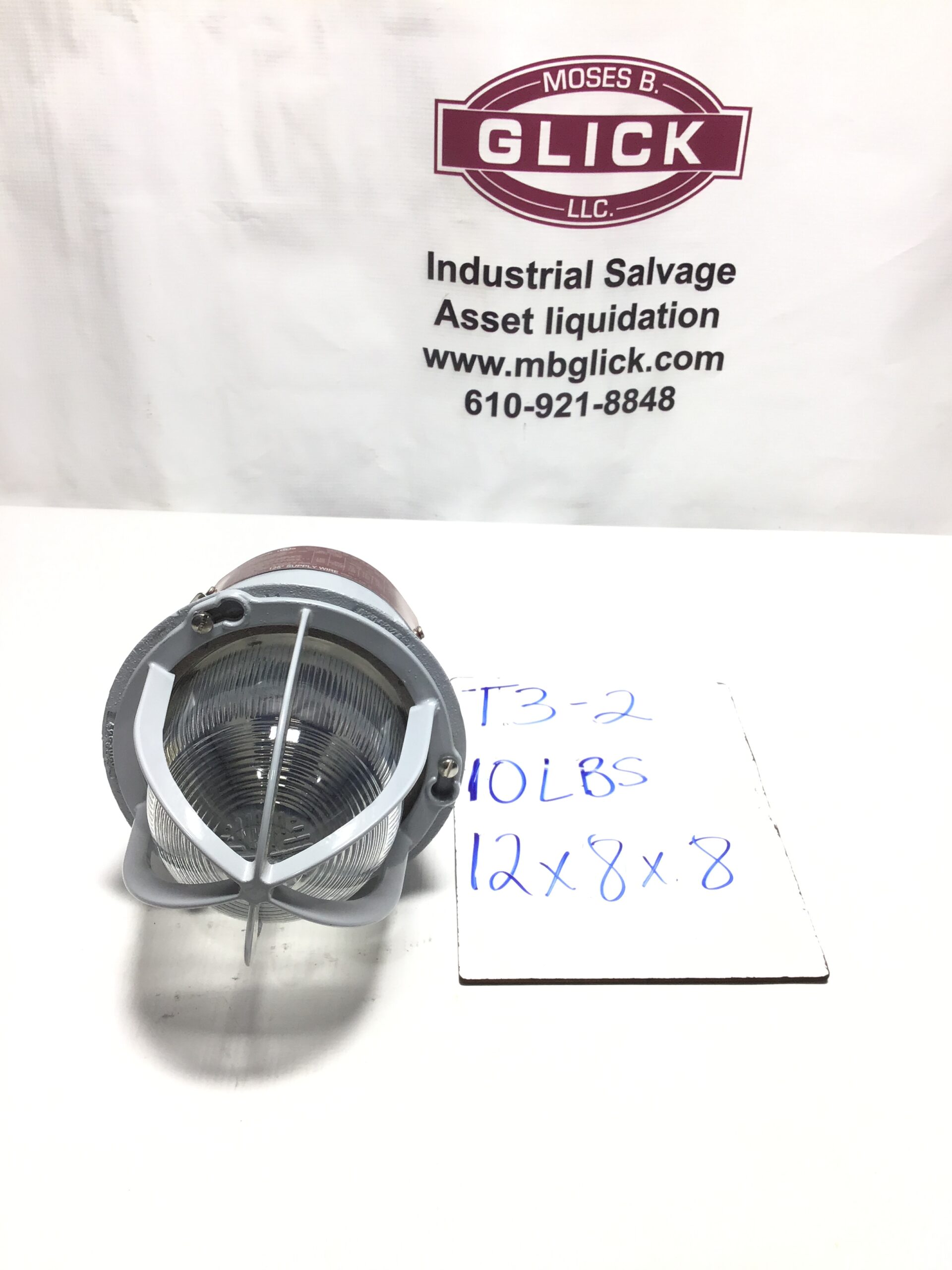 Cooper Crouse-Hinds EV1301 LED Light Fixture – Moses B. Glick