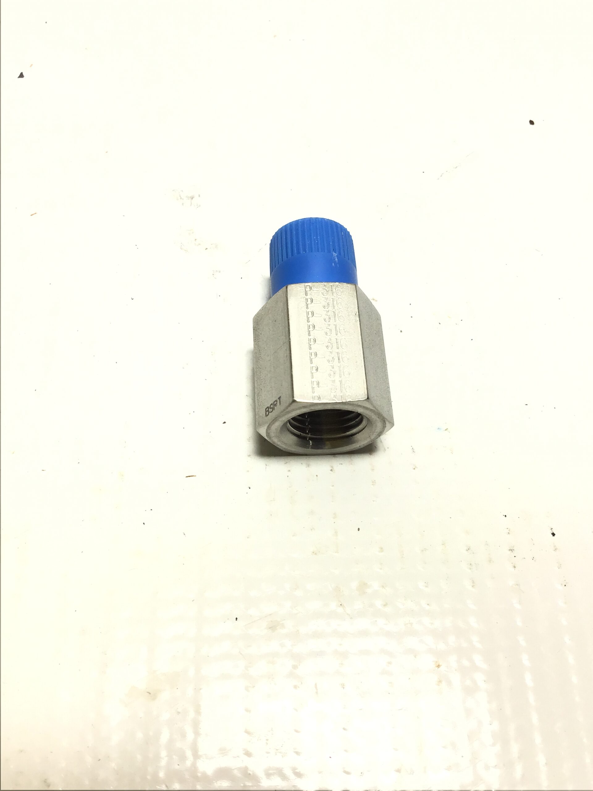 Parker 4K-4 RA-SS Stainless Steel Adapter Pipe Fitting Female BSPT to ...